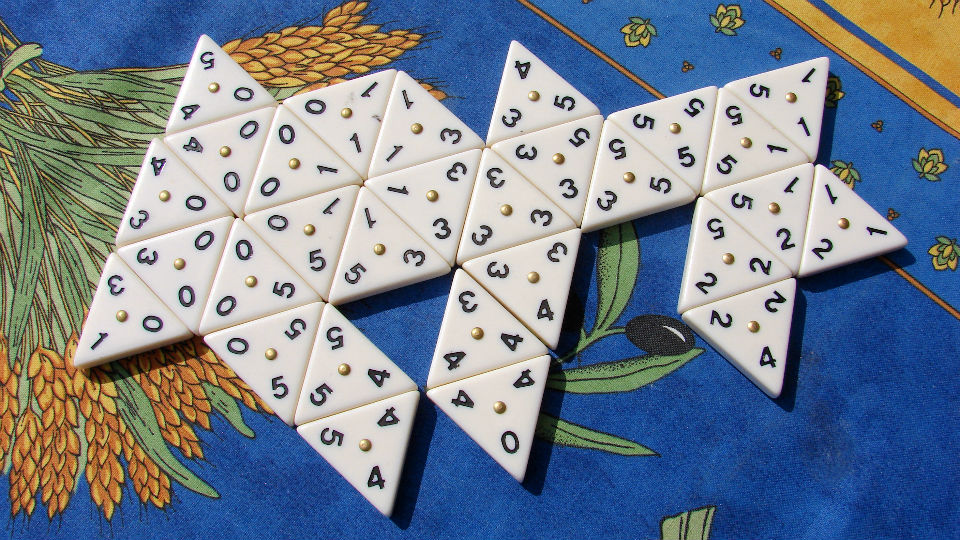 „Triominos DeLuxe” – recenzja gry - Allegro.pl