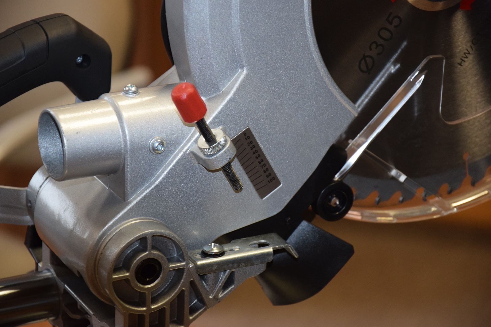 Metabo KGS 305 M - test ukośnicy - Allegro.pl